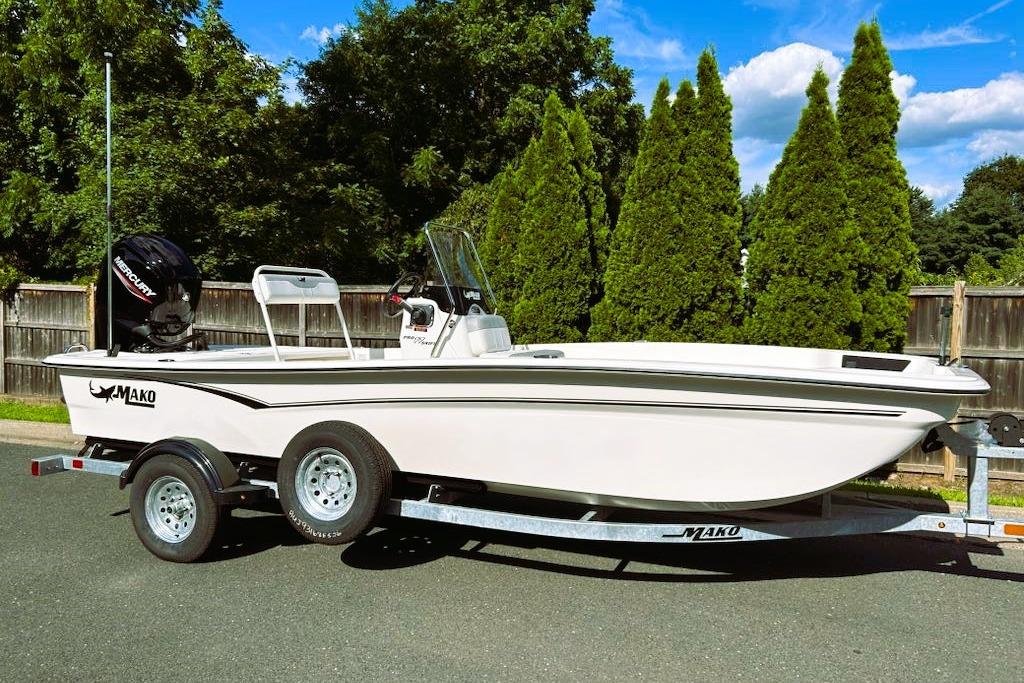 2026 MAKO PRO SKIFF 17 CC | Mack's Prairie Wings